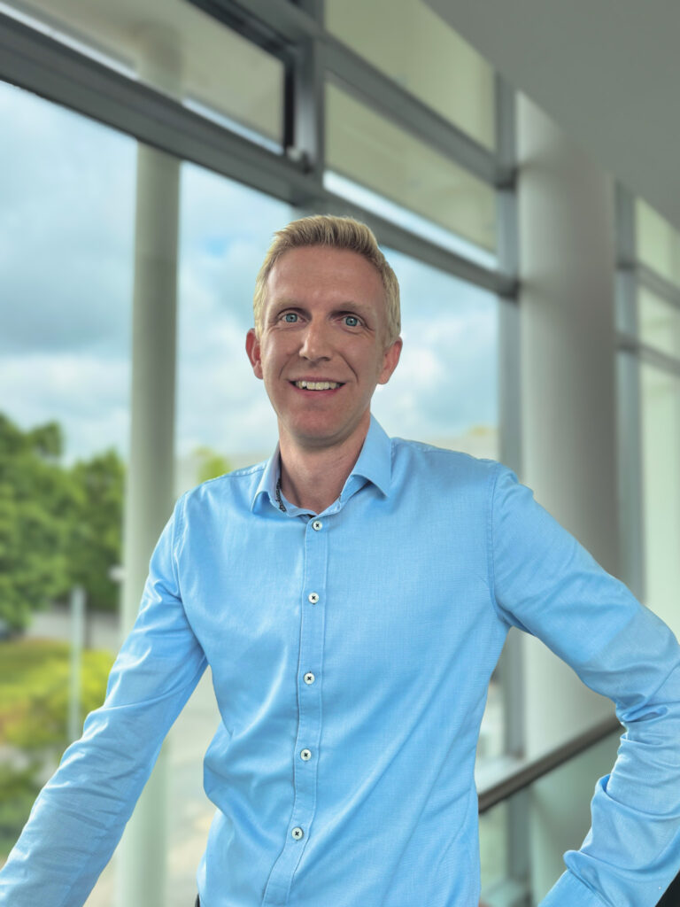 Thomas Vondenhoff - SRC Security Research & Consulting GmbH